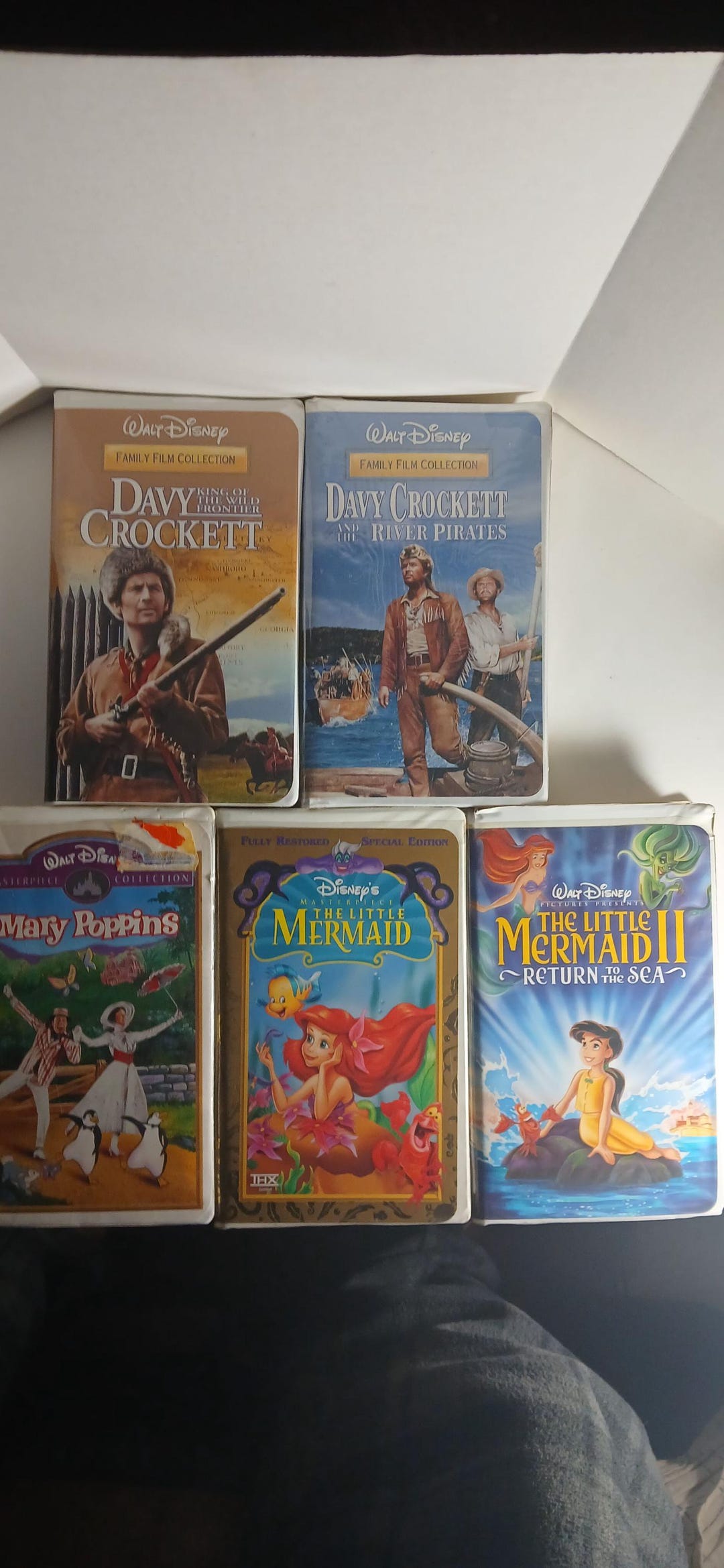 Lot of 5 Clamshell Disney VHS Tapes From the 1990s to the 2000s. Davey ...