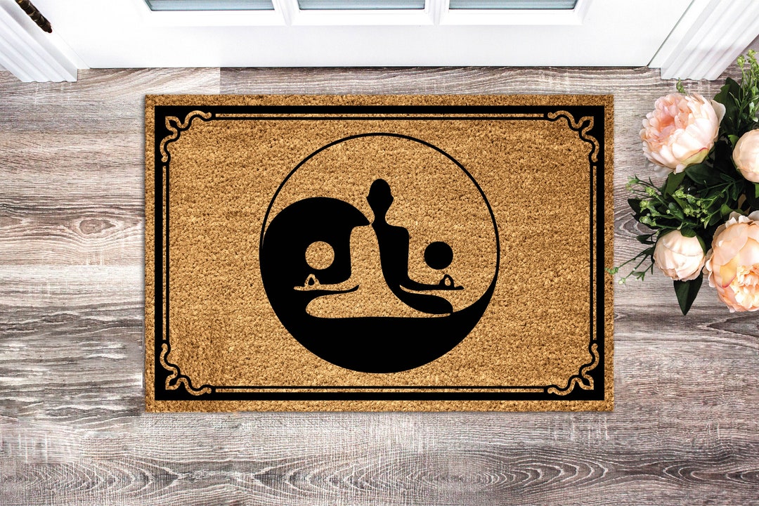 Yin Yang Yoga Doormat: Personalized Welcome Mat - Etsy