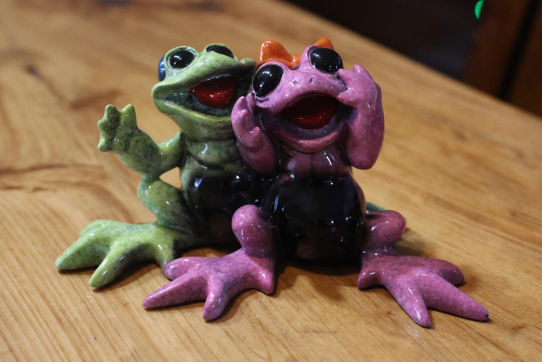Vintage Kitty's Critters Frog Couple Figurine – Hand-painted ...