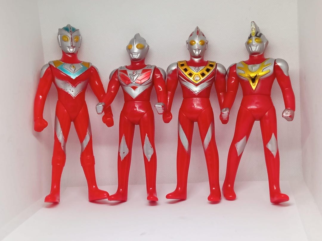 4 Spectacular Gashapon Bootleg Figures of ULTRAMAN, 15cms. or 5.9inch ...