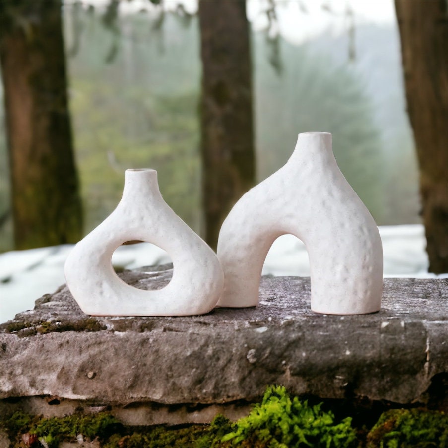 Nordic Set of 2, U-shaped & Ring Shaped Natural Unglazed Hammered ...