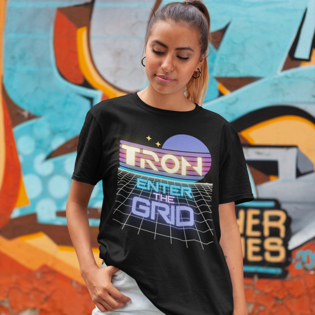 Enter the Grid Tron T-shirt - Etsy