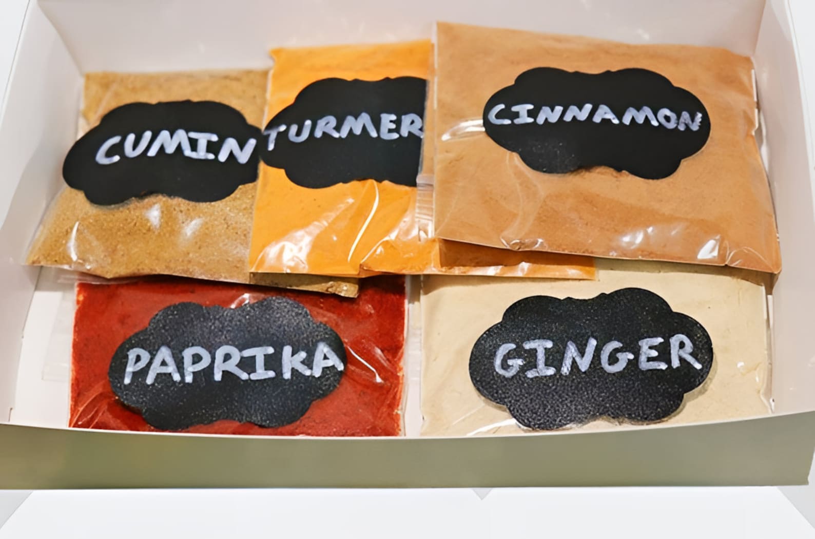 5 Piece Set of Aromatic Moroccan Spices Brought Straight From the Spice ...