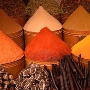 5 Piece Set of Aromatic Moroccan Spices Brought Straight From the Spice ...