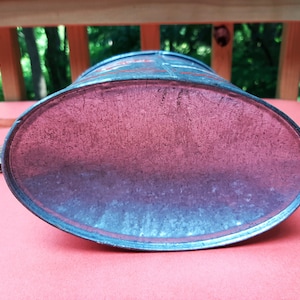 Old Pal Galvanized Metal Minnow Bucket With Plastic Strap Woodstream ...