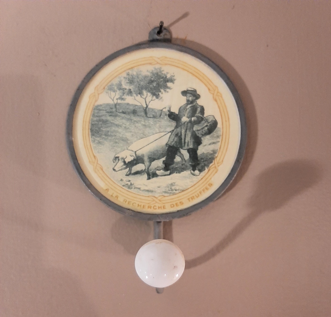 Vintage A La Recherche Des Truffles Logo Metal Wall Hook, Truffle ...