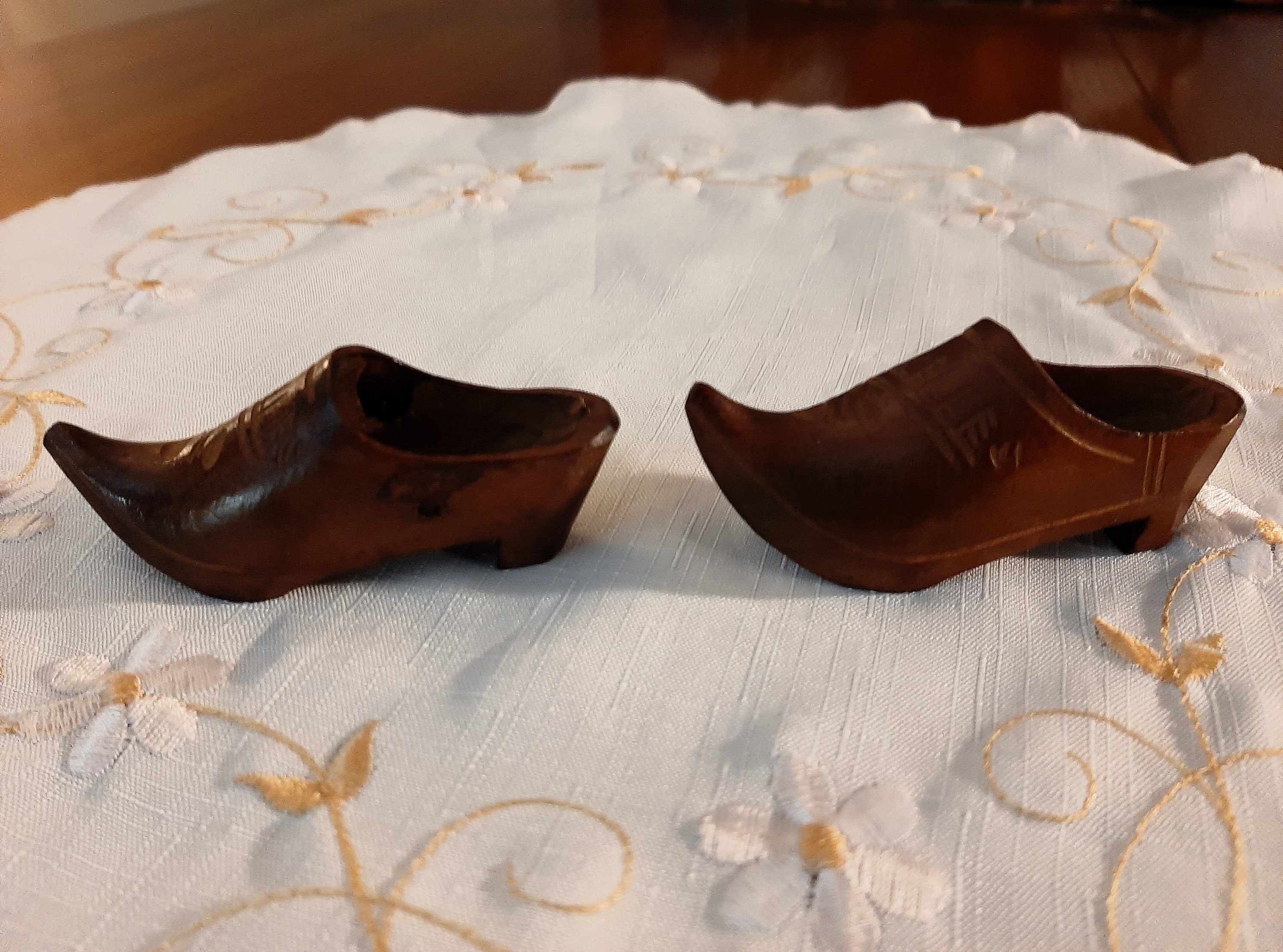 Antique Bruxelles Miniature Carved Wooden Clogs WWII Souvenir Belgium ...
