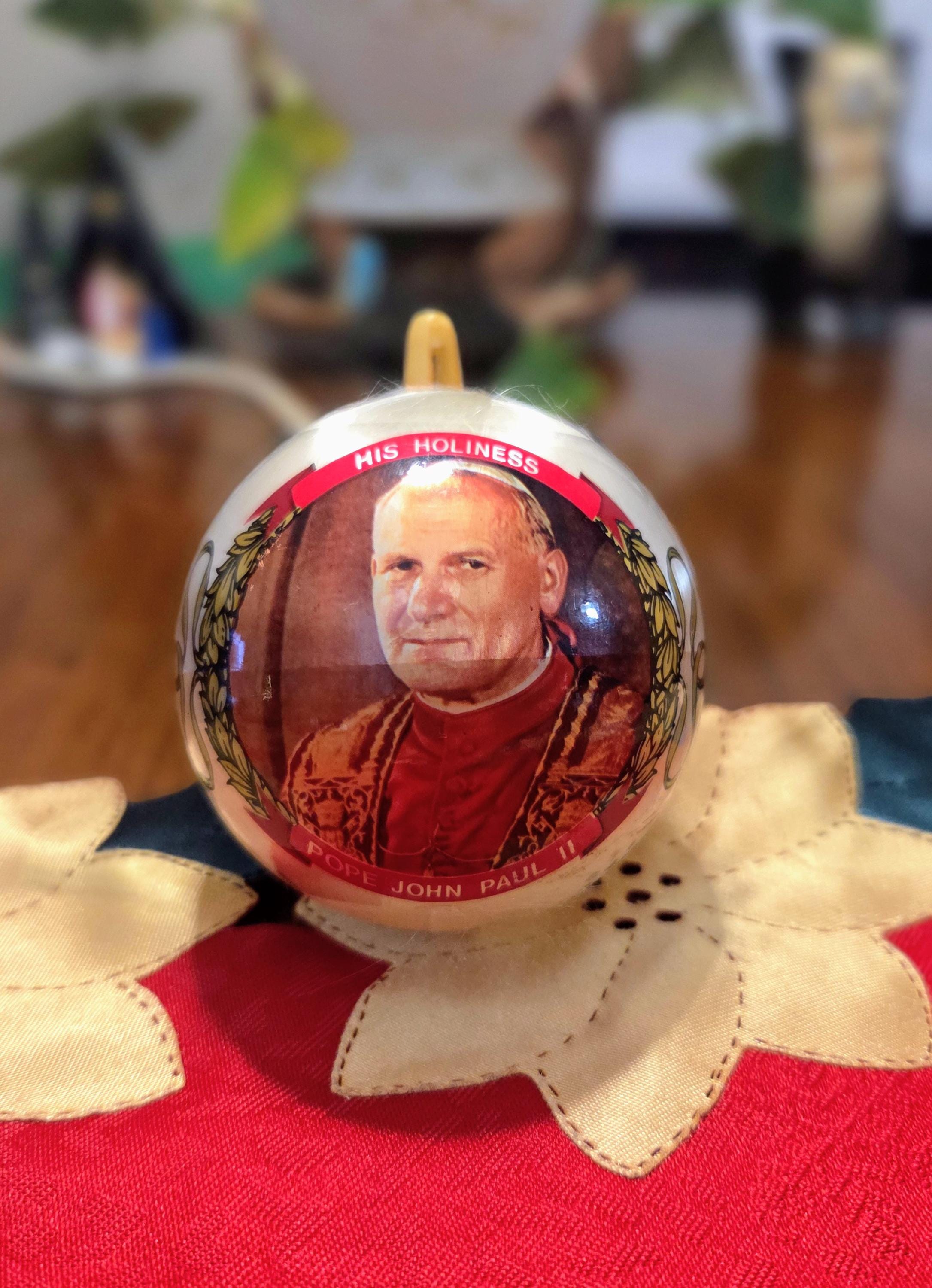 1979 Pope John Paul II White Satin Christmas Ornament: Bradford Novelty ...
