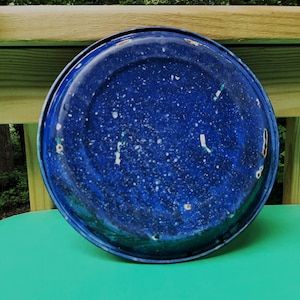 Vintage White and Blue Speckled Enamelware Pie Plate, White and Blue ...