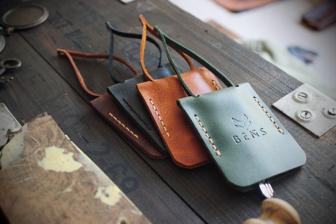 Libra Model Key Chain, Minimalist Leather Key Chain, Keychain, Leather ...