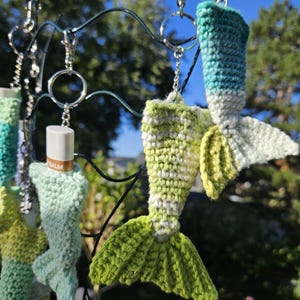 Mermaid Tail Crochet Lip Balm Chapstick Holder Keychain or Bag Charm - Etsy