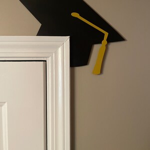 Graduation Door Frame Corner Decor, Cap and Tassel Door Design, Black ...