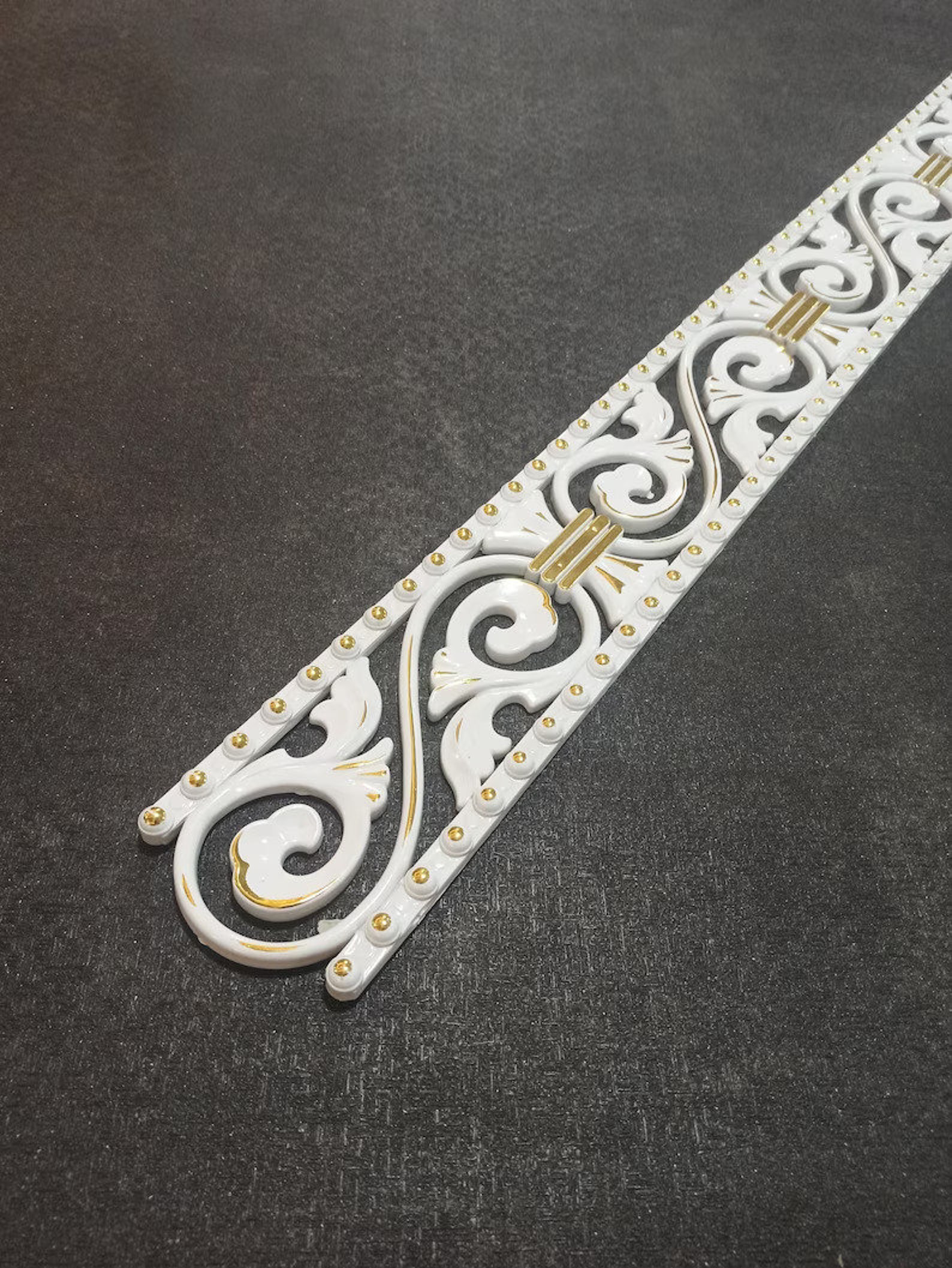 Embroidered Decorative Plastic Wall and Ceiling Bordure Brown, Gold ...