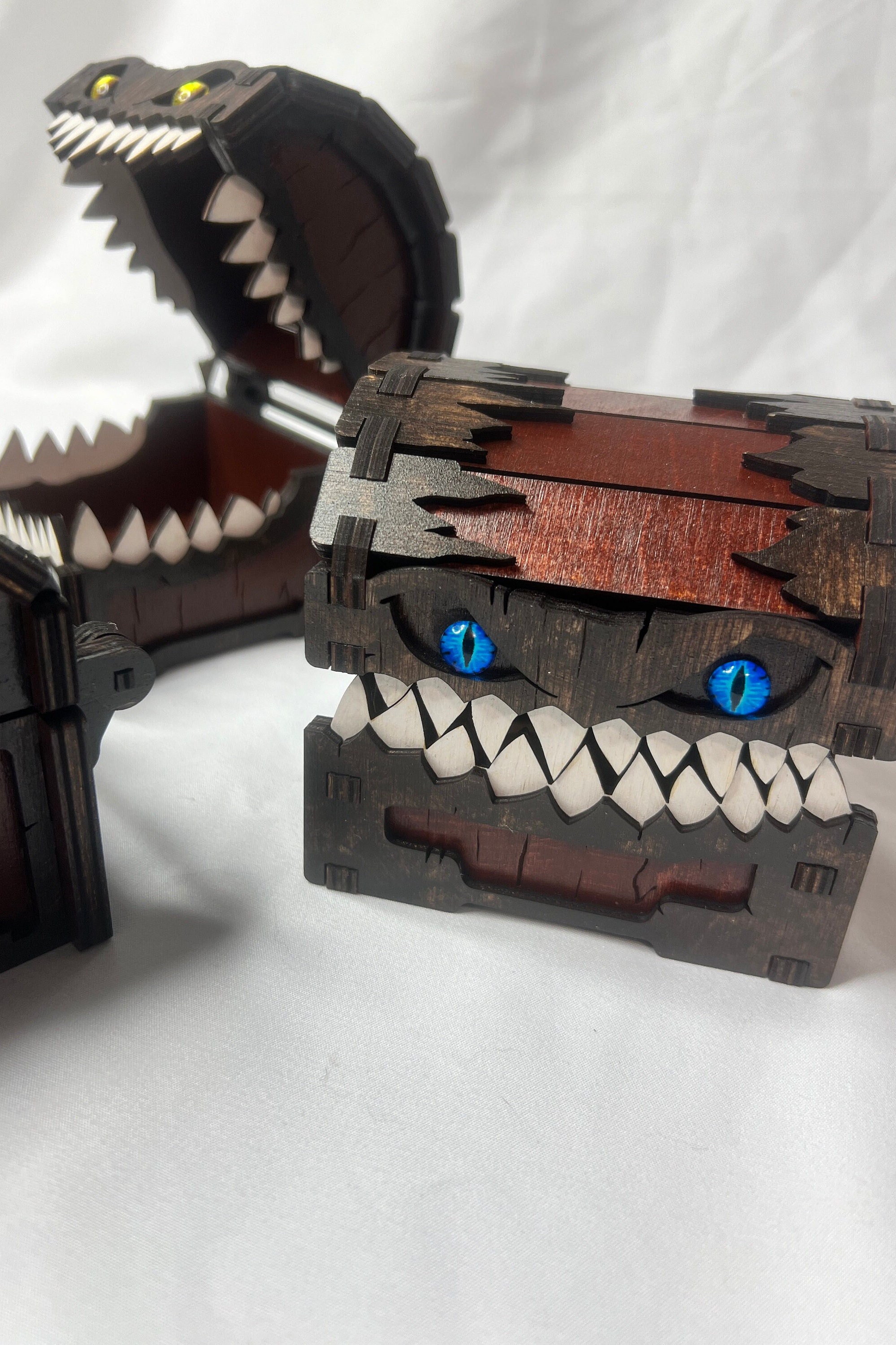 Mini Mimic Chest, Dice Box, Sticky Note Holder, Treasure of Trickery - Etsy