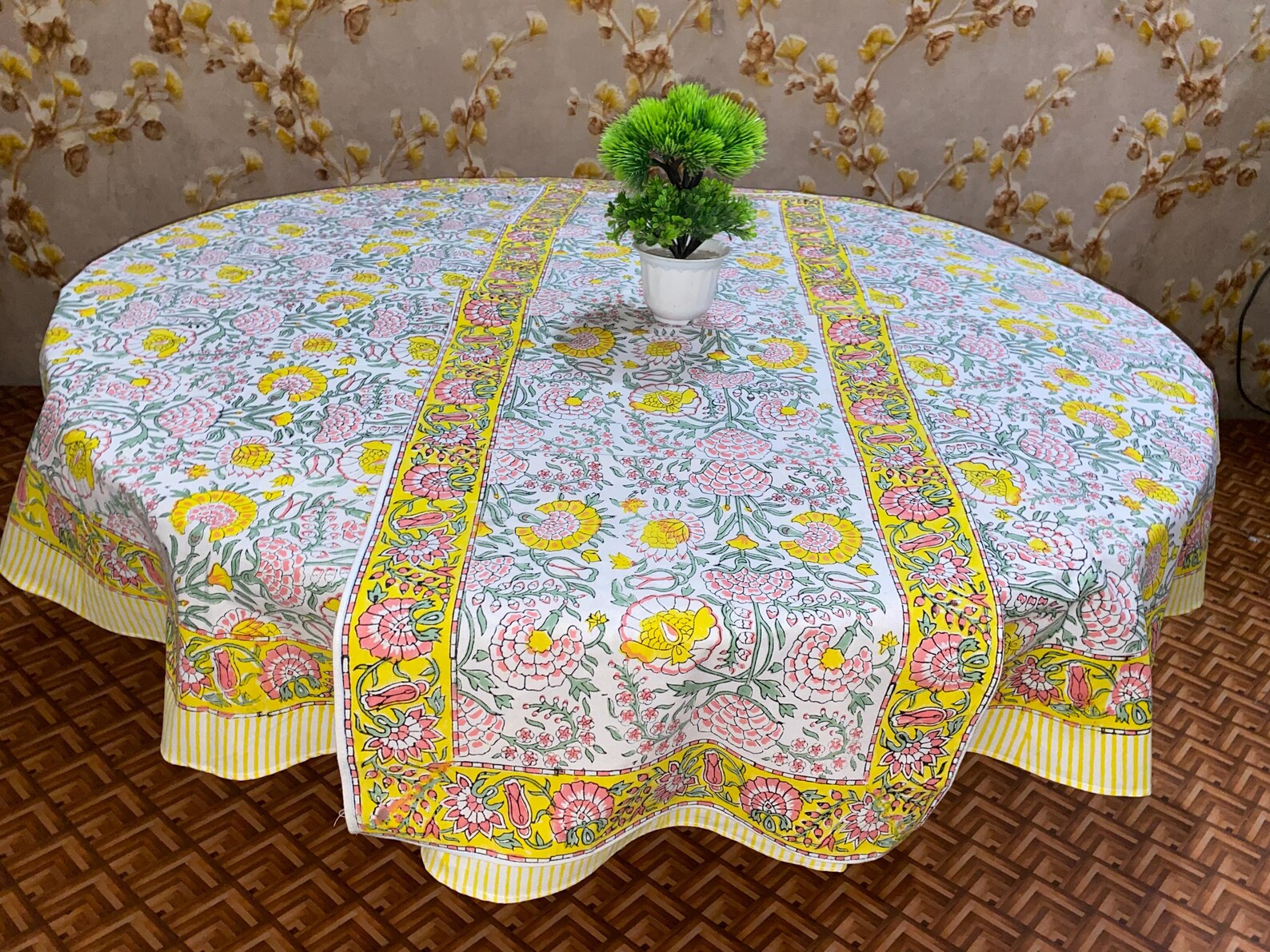 Printofab Yellow Round Tablecloth,indian Block Print Round Table Cover ...