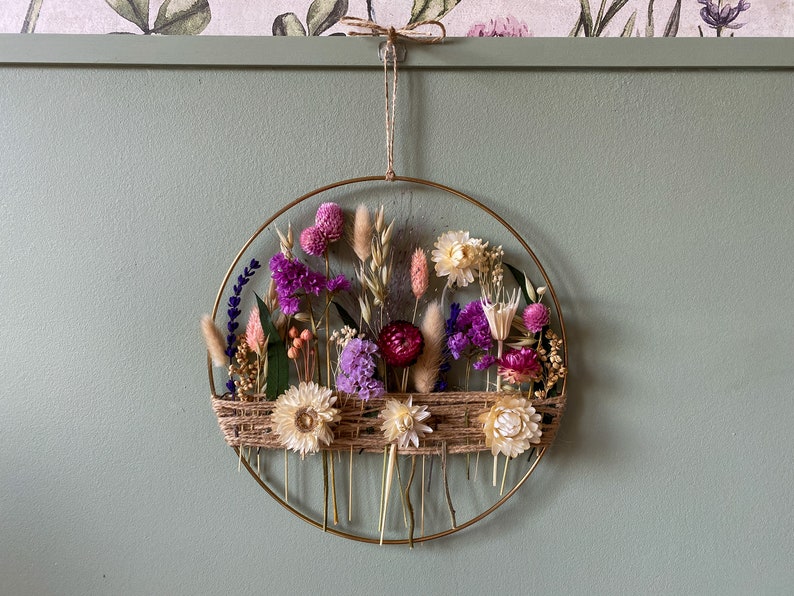 Gold Hoop With Preserved Flowers and Jute Twine. Minimalist - Etsy