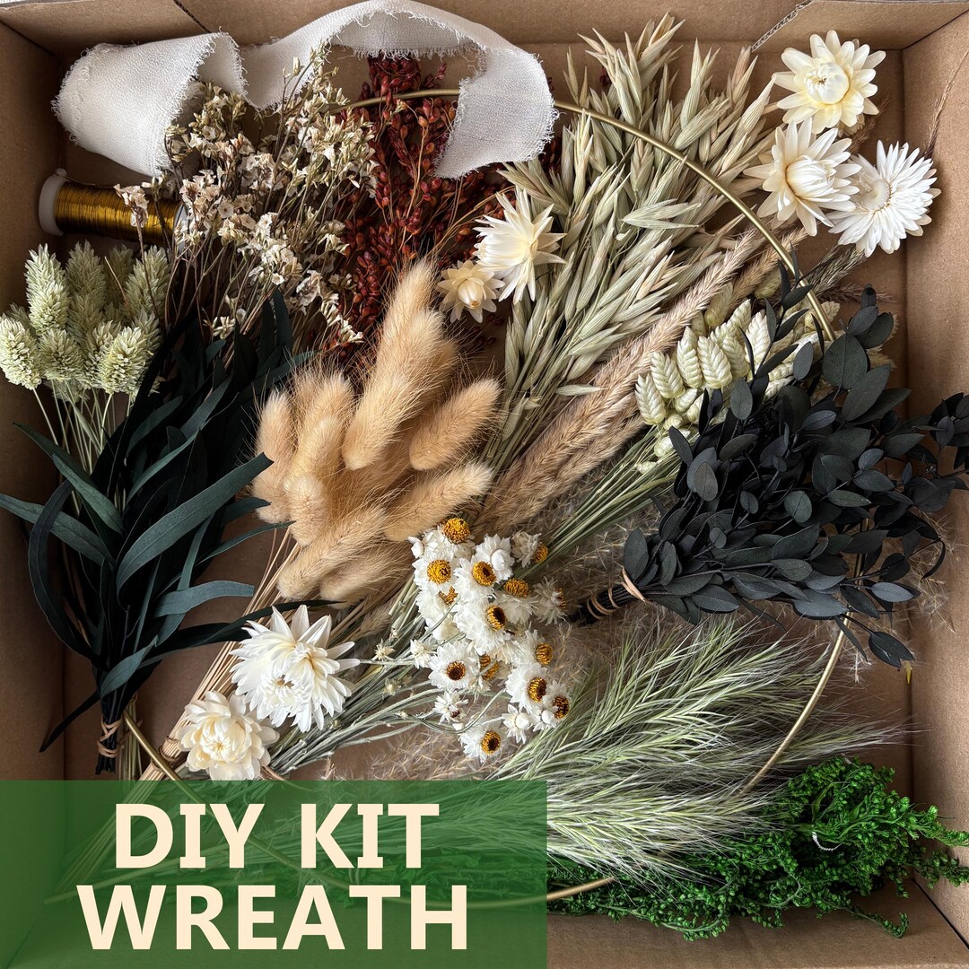 DIY Dried Flower Wreath Kit | Natural Pampas, Eucalyptus & Everlasting ...