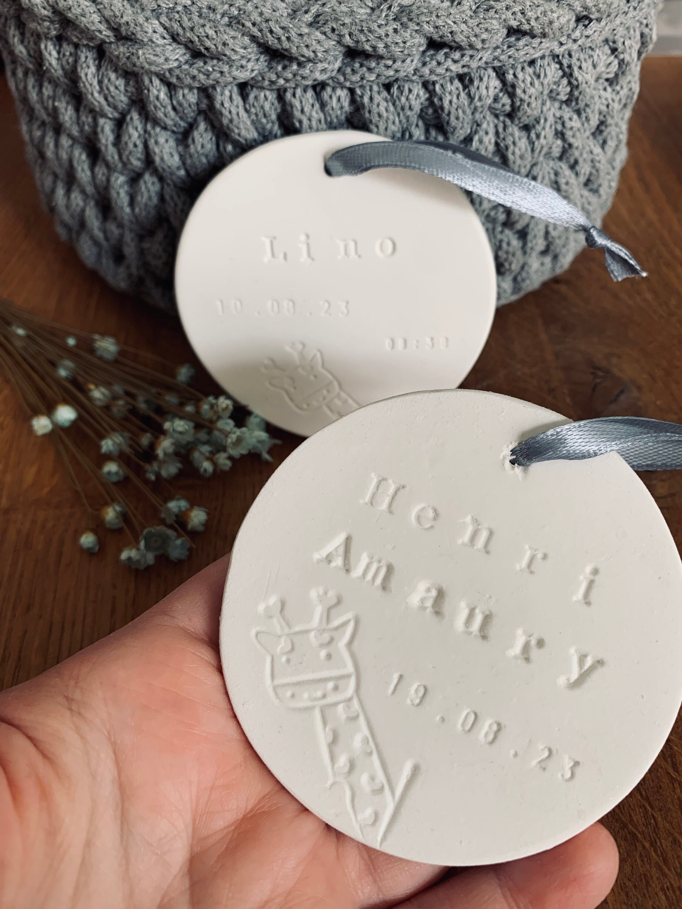 Birth Sign / Name Tag With Dates of Birth / Birth Announcement - Etsy