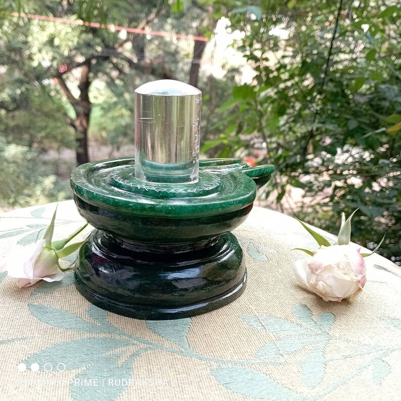 Green Jade Yoni Base Crystal Shivling, Sphatik Shiva Lingam, Banlingam ...