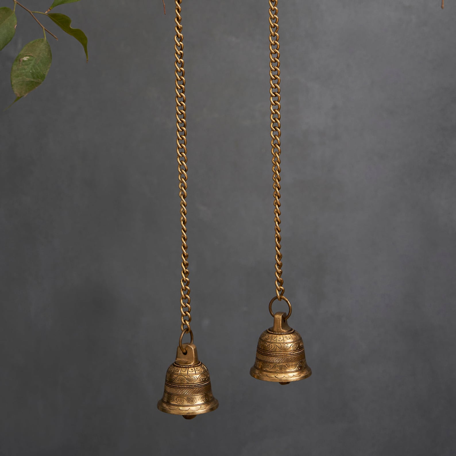 Ghanta Brass Hanging Bell, Hanging Decor, Chain for Home Temple, Door ...
