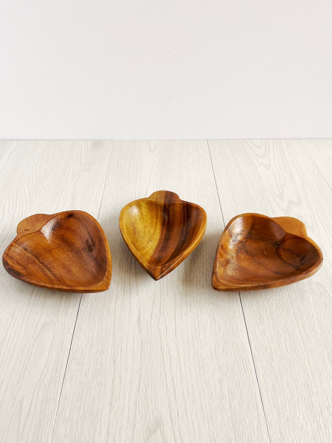 Heart Shaped MCM Leaf Dishes - Etsy