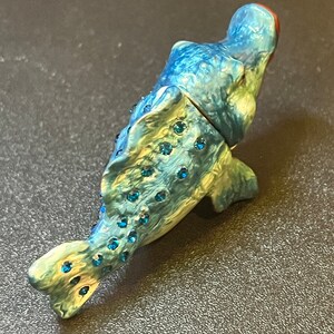 Kissy Fish Trinket Box. This is a Kissy Fish Done in Blue Sworovski ...