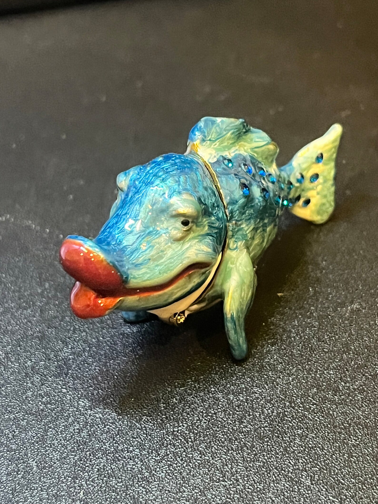Kissy Fish Trinket Box. This is a Kissy Fish Done in Blue Sworovski ...