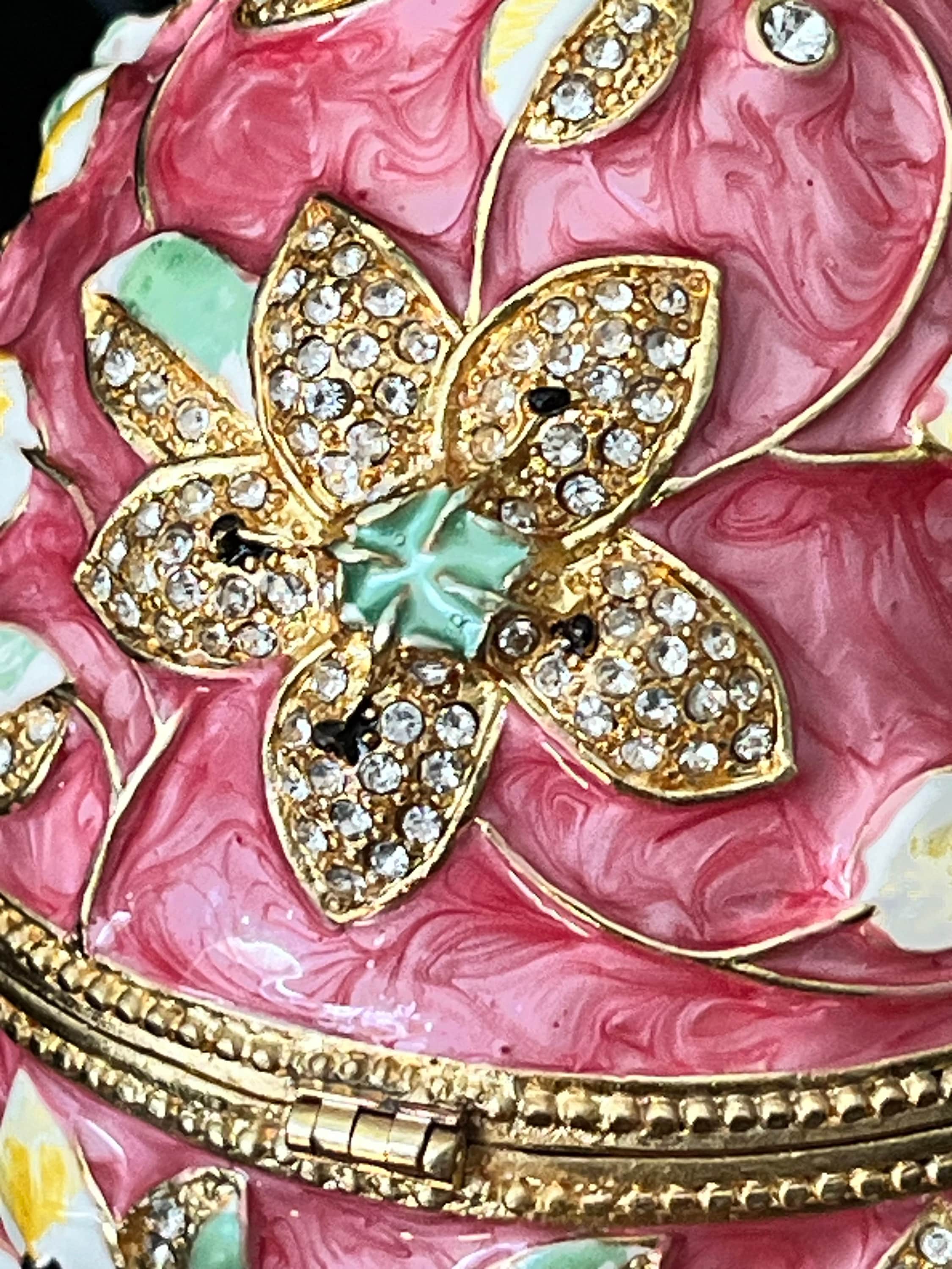 New Pink Beehive Faberge 6big Unique Egg. This is Filled With Crystal ...