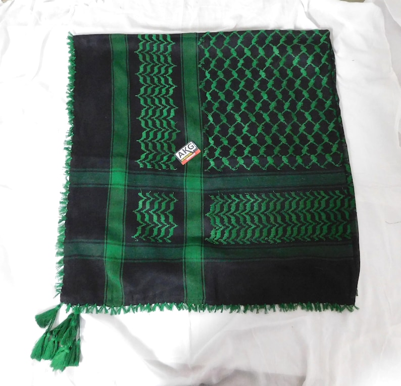 Palestinian Keffiyeh Scarf: Traditional Shemagh With Tassels - Etsy