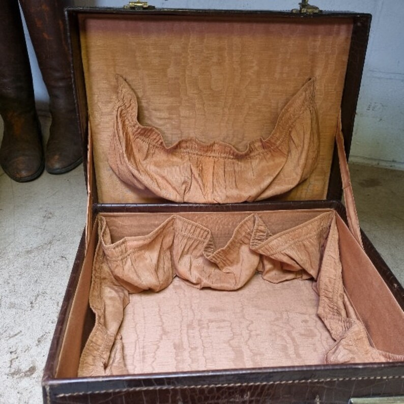 Beautiful Mock-crocodile Leather Weekend Case 16 Harrods London - Etsy