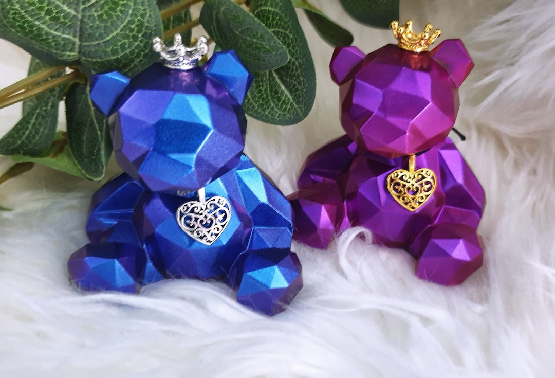 Handmade Geometric Resin Bear Figurine, Customizable Handcrafted Resin ...