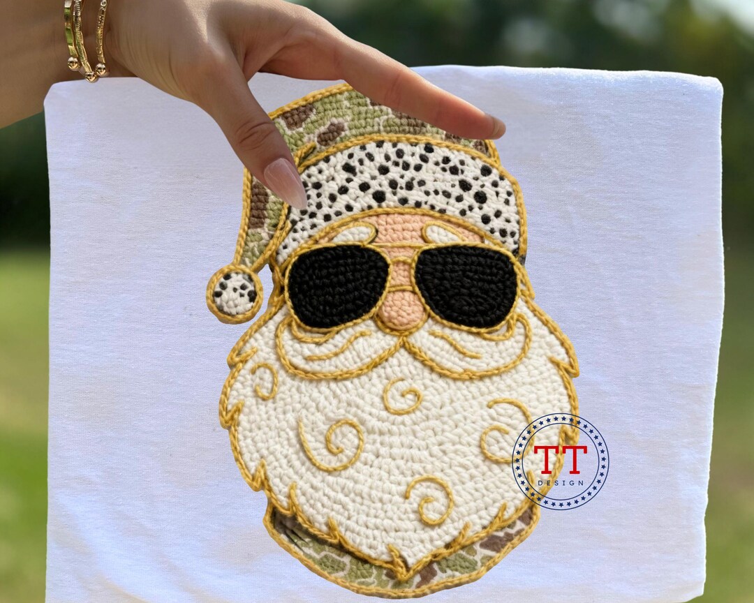 Faux Crochet Old School Camo Santa PNG: Hunting Christmas (digital ...