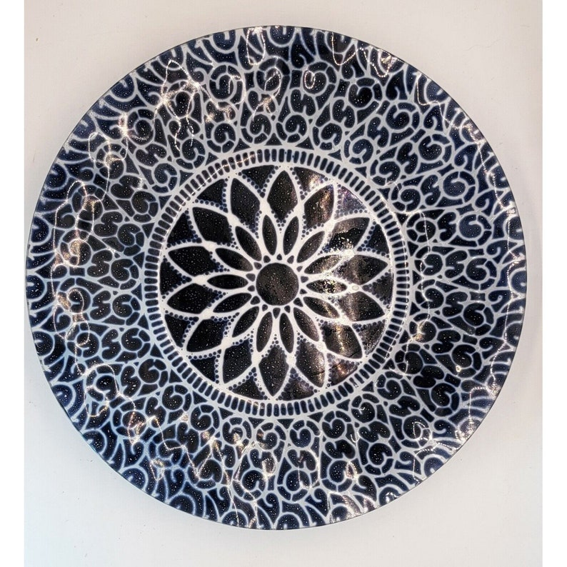 SYDENSTRICKER Fused Handcrafted Black Petals Daisy Flowers - Etsy