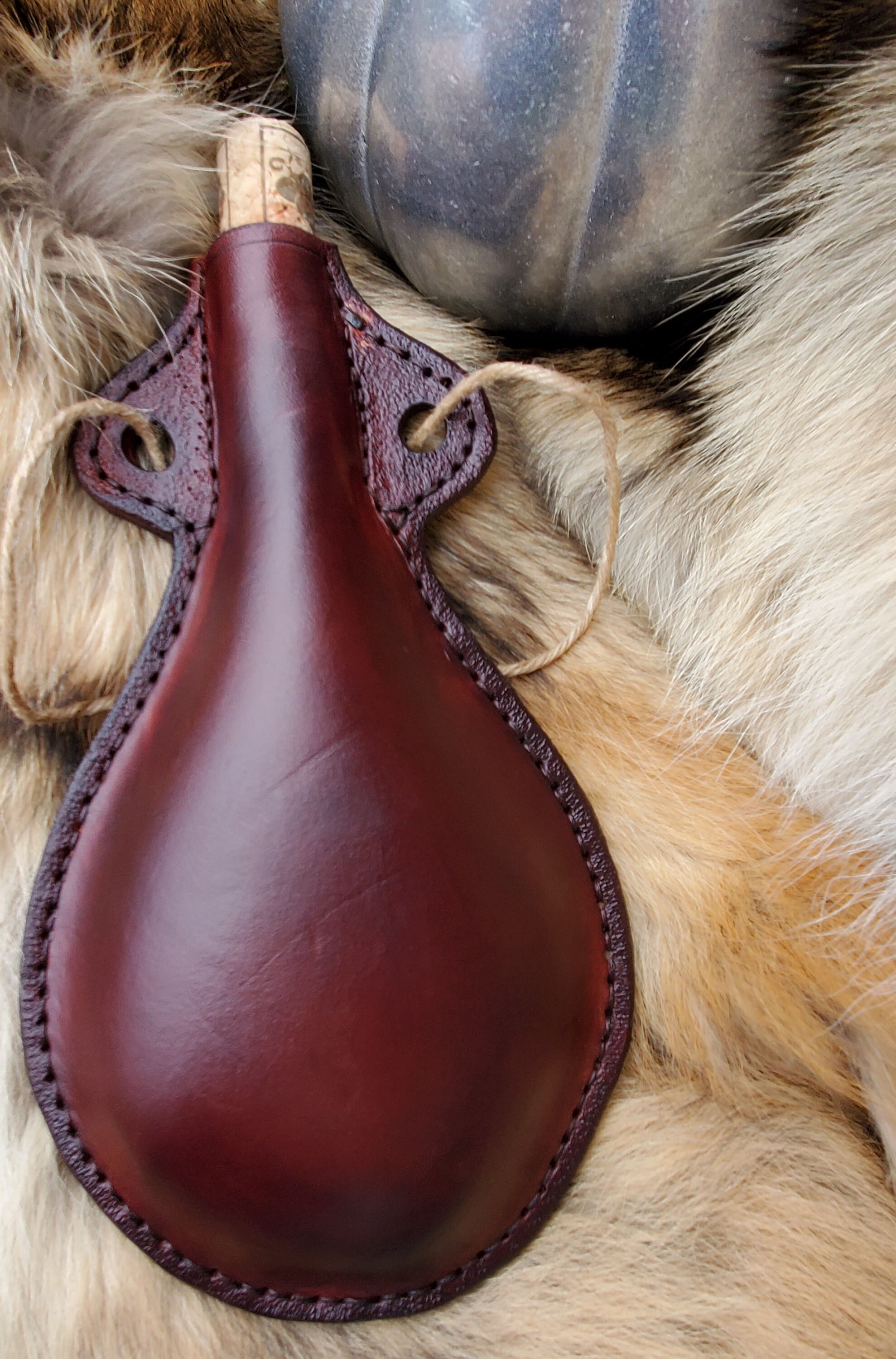 LEATHER CANTEEN BOTTLE Reenactment Costume Renfairs Drinkware - Etsy