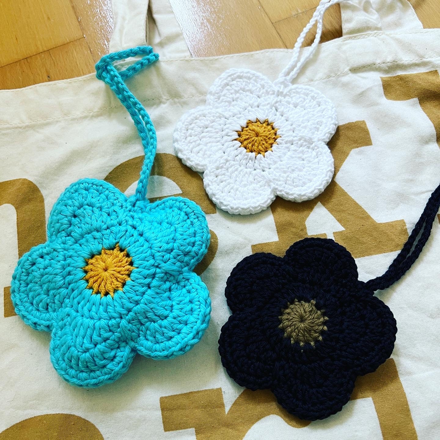 Cute Flower Bag Charm Pouch, Bag Chain , Gift for Friends, Crochet ...