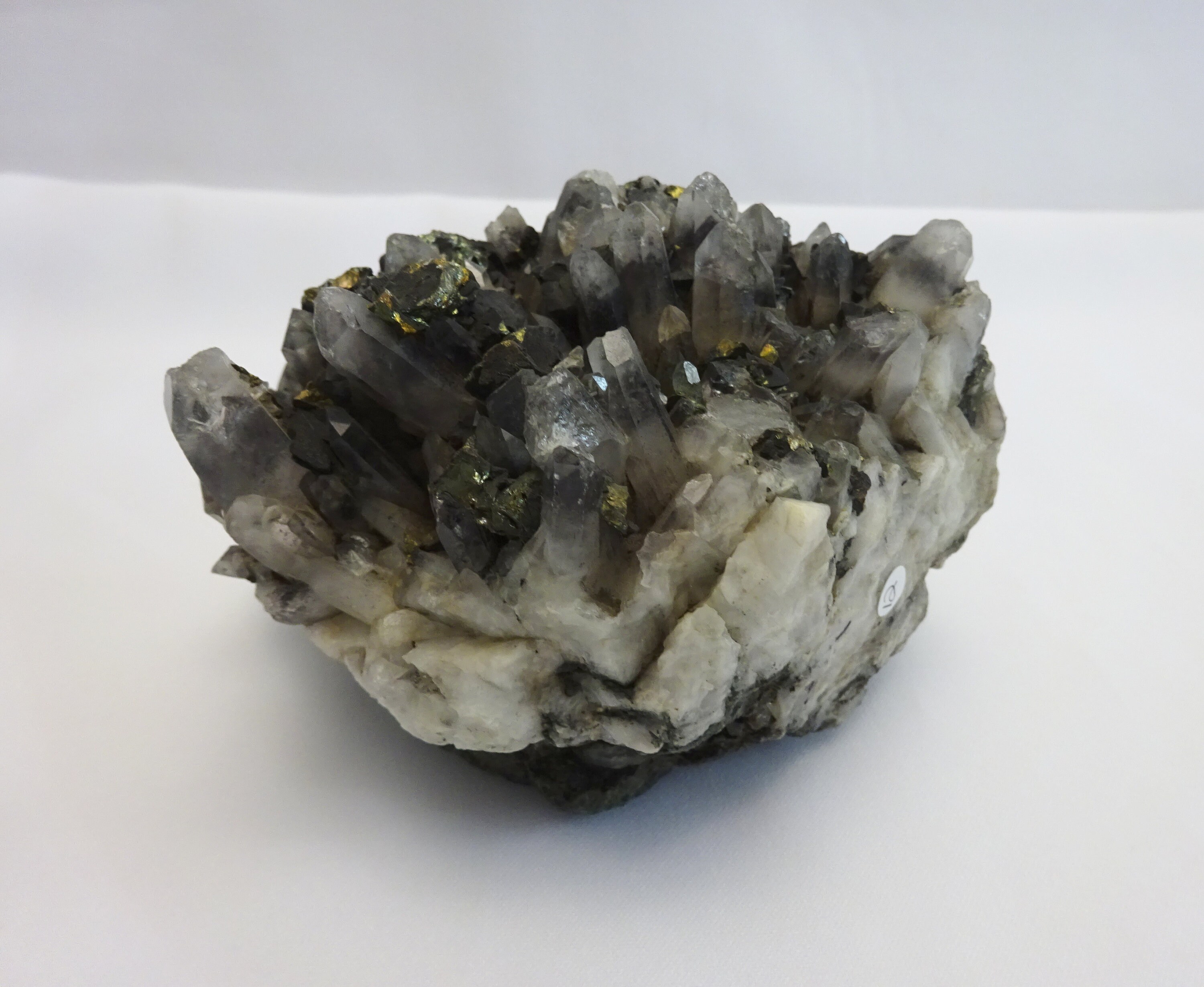 Rare Cornish Mineral Specimen. Quartz & Chalcopyrite, West Caradon Mine ...