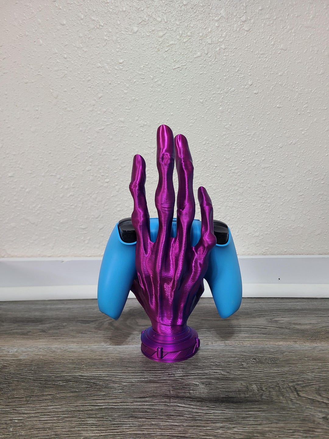 Controller Holder Alien Hand 3D Print - Etsy