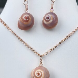 Rare Rainbow Moon Shell Necklace and Earrings. Women's Seashell Jewelry ...
