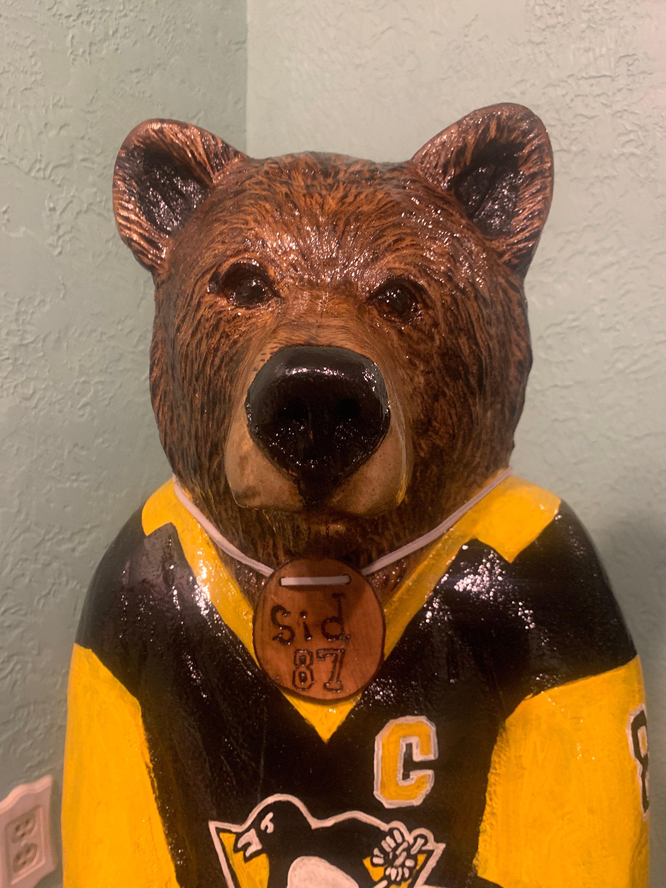 Chainsaw Carved Standing Bear Sculpture, Sid, Pittsburg Penguins Crosby ...
