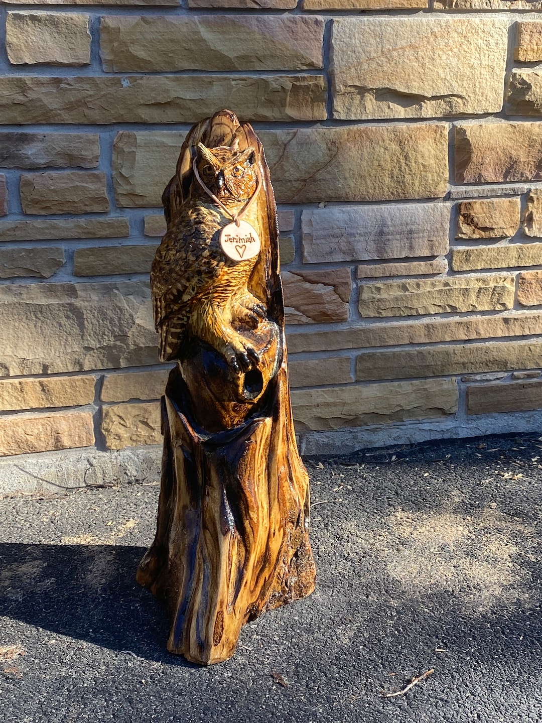 Chainsaw Carved Owl. Jeremiah the Owl Standing on a Log , Chainsaw ...
