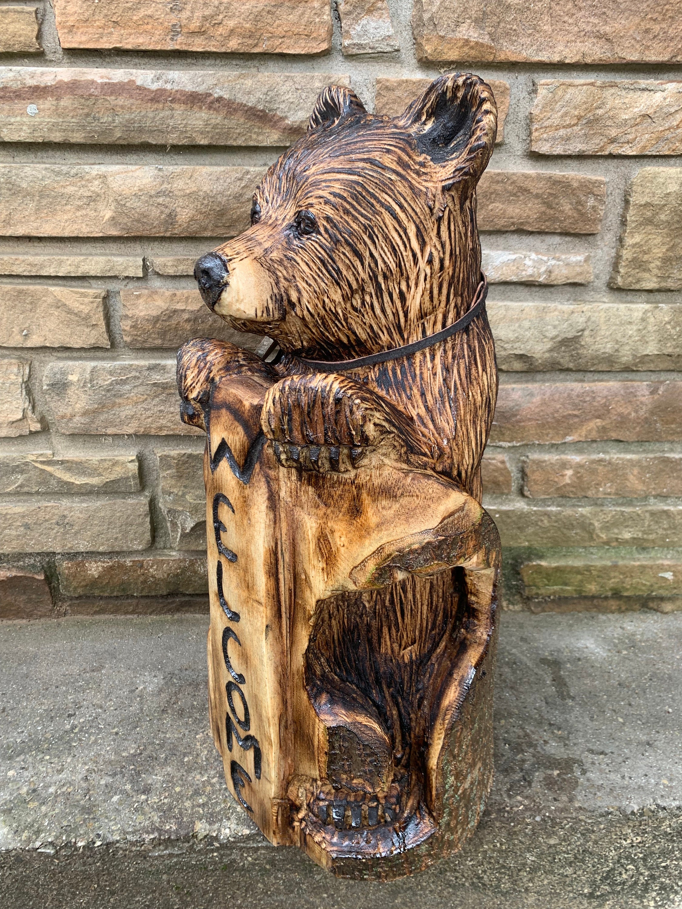 Bear Chainsaw Carved Standing and Holding a Signwelcome. Named Effie ...