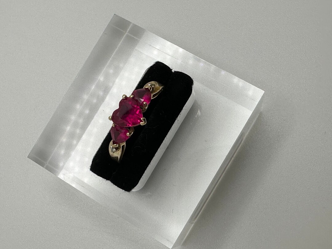 Vintage 10k Yellow Gold Red Heart Stone Ring Size 7 - Etsy