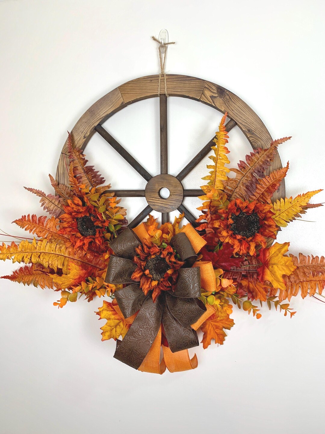 Wagon Wheel Sunflower Decor, Wagon Wheel Fall Wreath, Sunflower Wheel ...