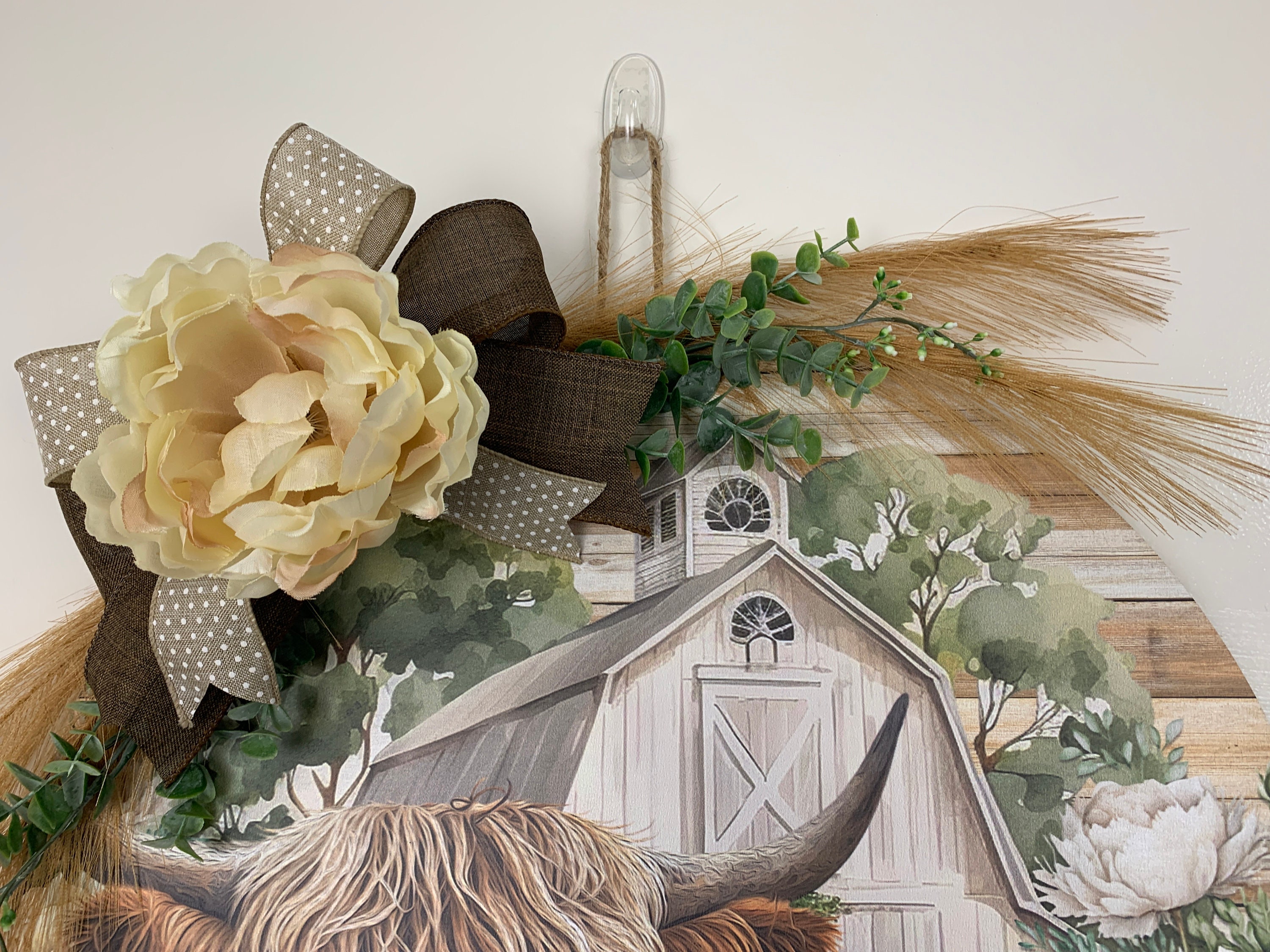 Highland Cow Door Hanger, Year-round Front Door Wood Round, Modern ...