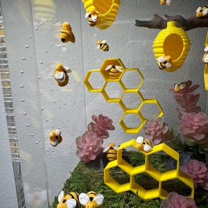 Bee Themed Enclosure - Etsy