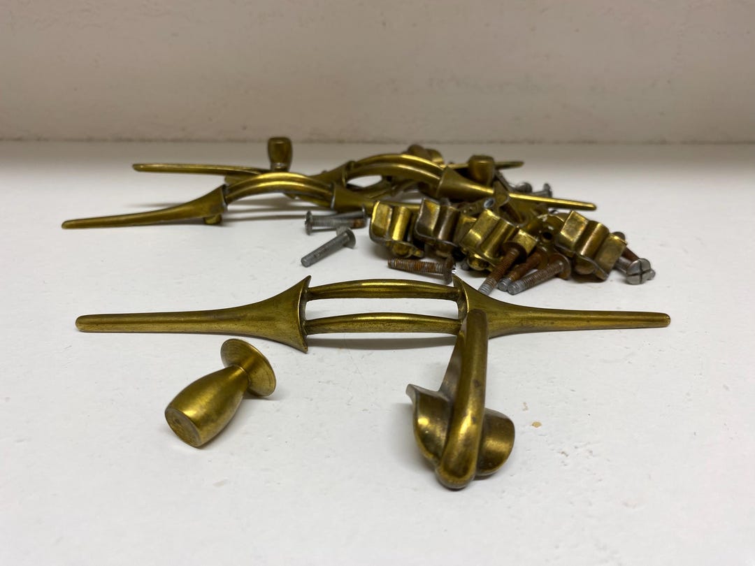 Mid Century Brass Knob/pulls Set 16 Total KBC Brand - Etsy