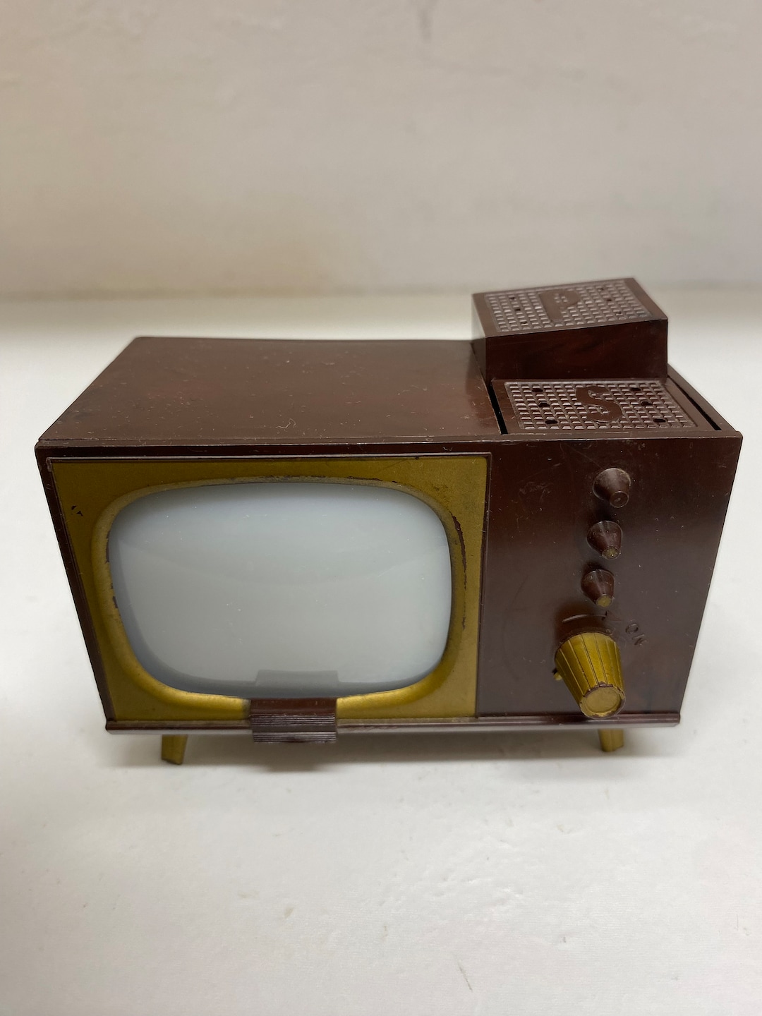 Vintage Mid Century Modern TV Console Salt and Pepper Shakers - Etsy