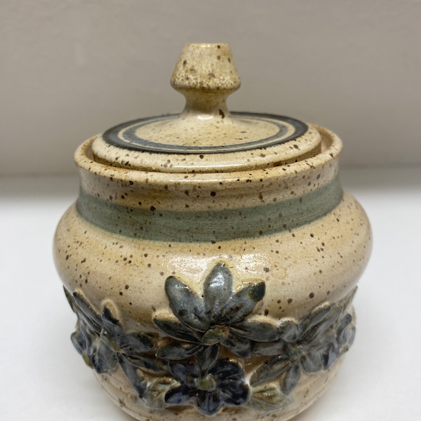 Pottery Jar - Etsy