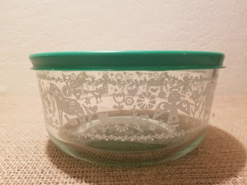 Vintage Pyrex Horse/angel Holiday 4 Cup Container With Lid - Etsy