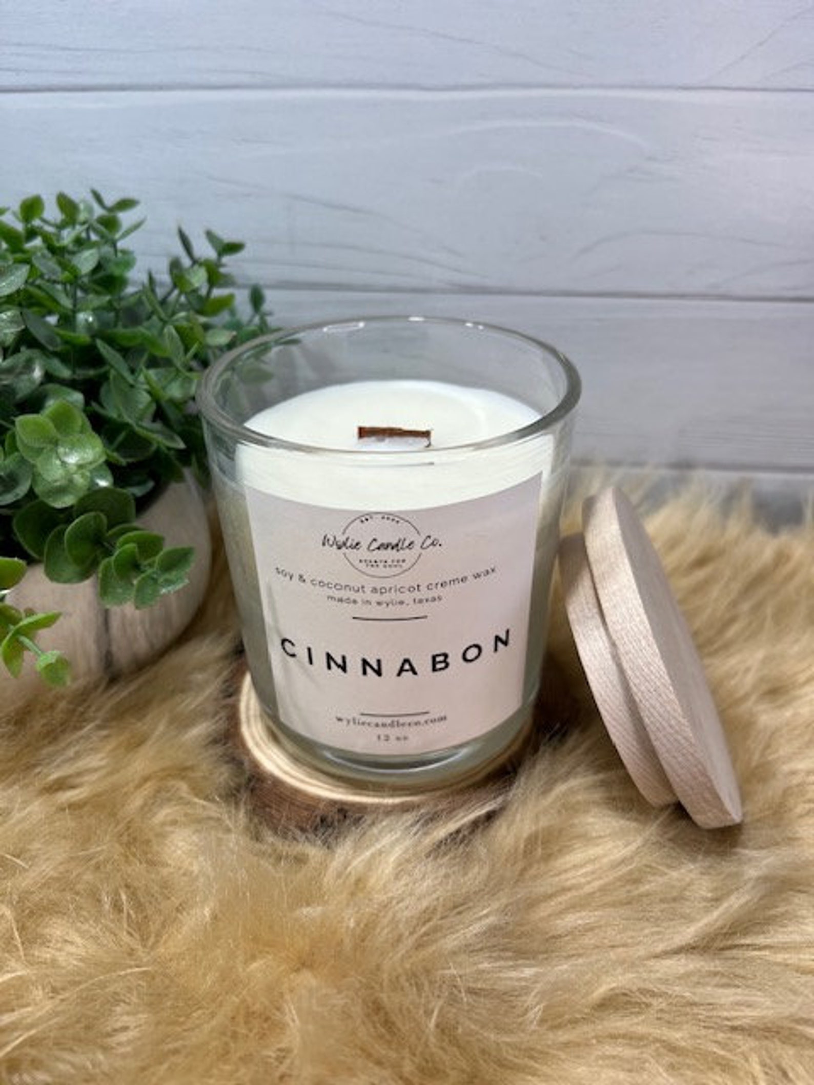 Cinnabon 12 Oz Coconut Apricot Creme Wax Candle With Lid and Wood Wick ...